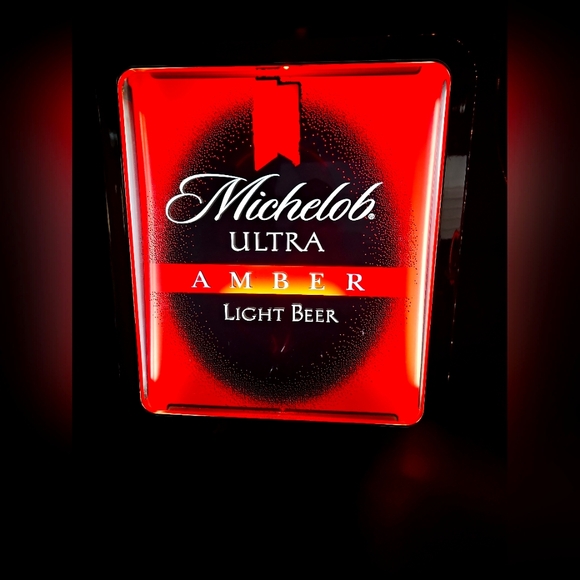Wall Decor | Vintage Michelob Ultra Amber Light Beer Lighted Sign ...